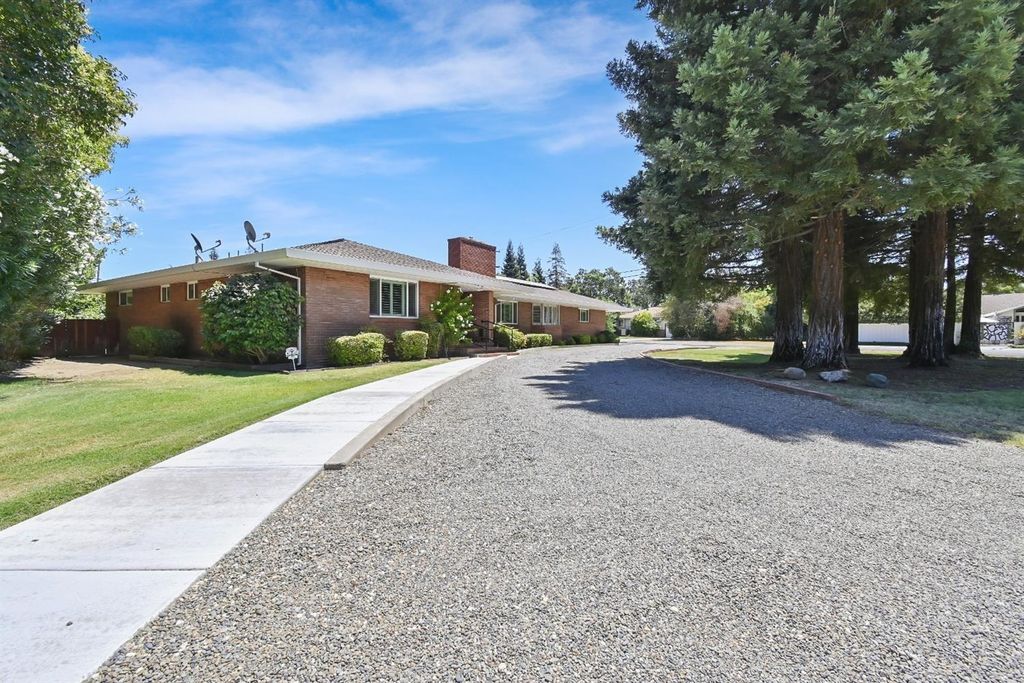 606 Queensbury Way, Yuba City, CA 95991 - See Est. Value, Schools & More