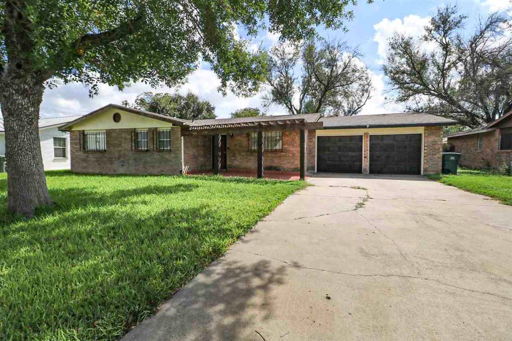 705 Timber Ln, Laredo, TX 78045 | Trulia