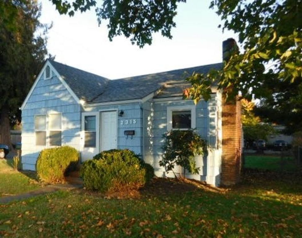 2315 Center St NE, Salem, OR 97301 - See Est. Value, Schools & More