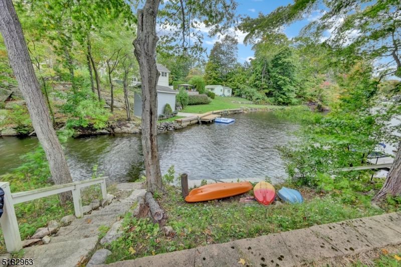 9 Witte Rd, Hewitt, NJ 07421 - See Est. Value, Schools & More