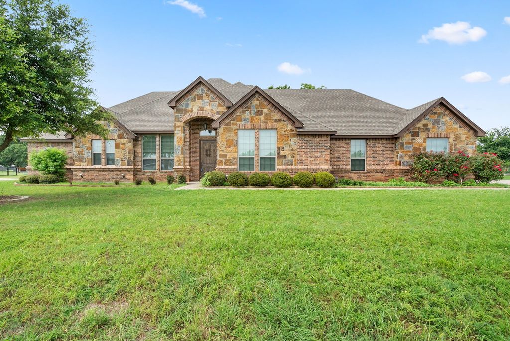 223 Ruby Dr, Brock, TX 76087 | MLS# 20855576 | Trulia