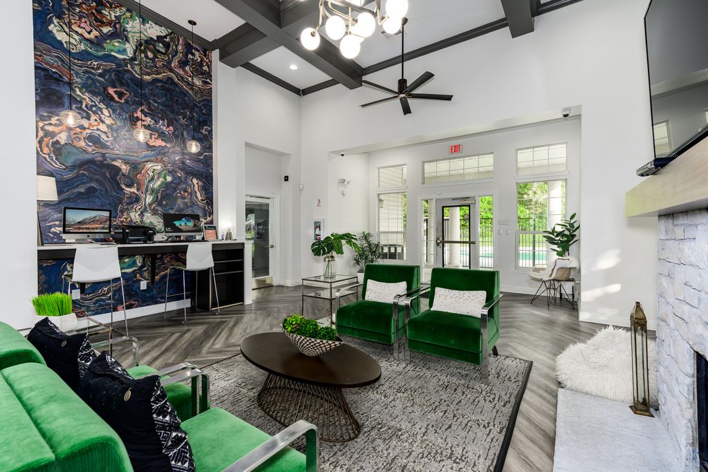 3800 NW Barry Rd #e0791689d, Kansas City, MO 64154 - See Est. Value ...