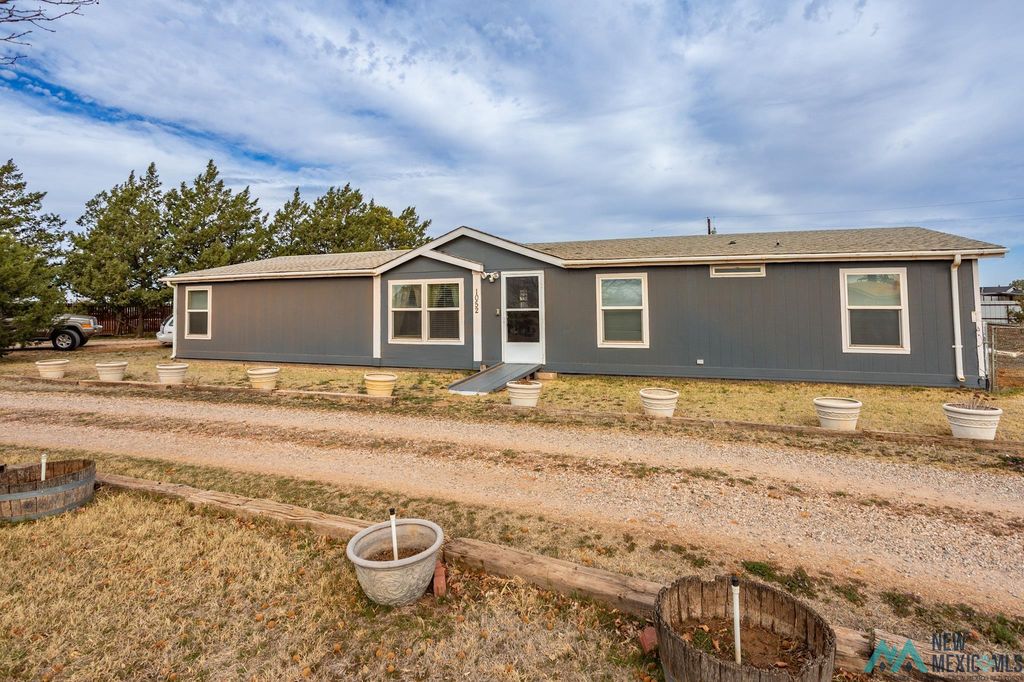 1016 Coyote Rd, Clovis, NM 88101 | MLS# 20255812 | Trulia