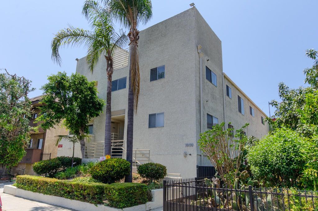 1939 Beloit Ave #203, Los Angeles, CA 90025 | Trulia