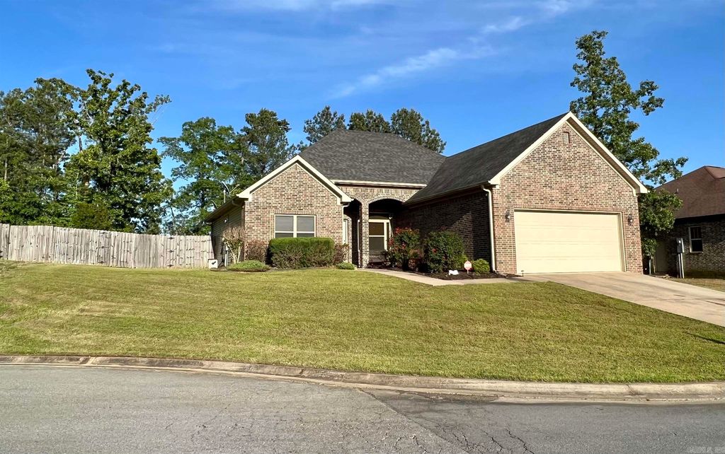 3910 Beacon Cv, Benton, AR 72019 - See Est. Value, Schools & More