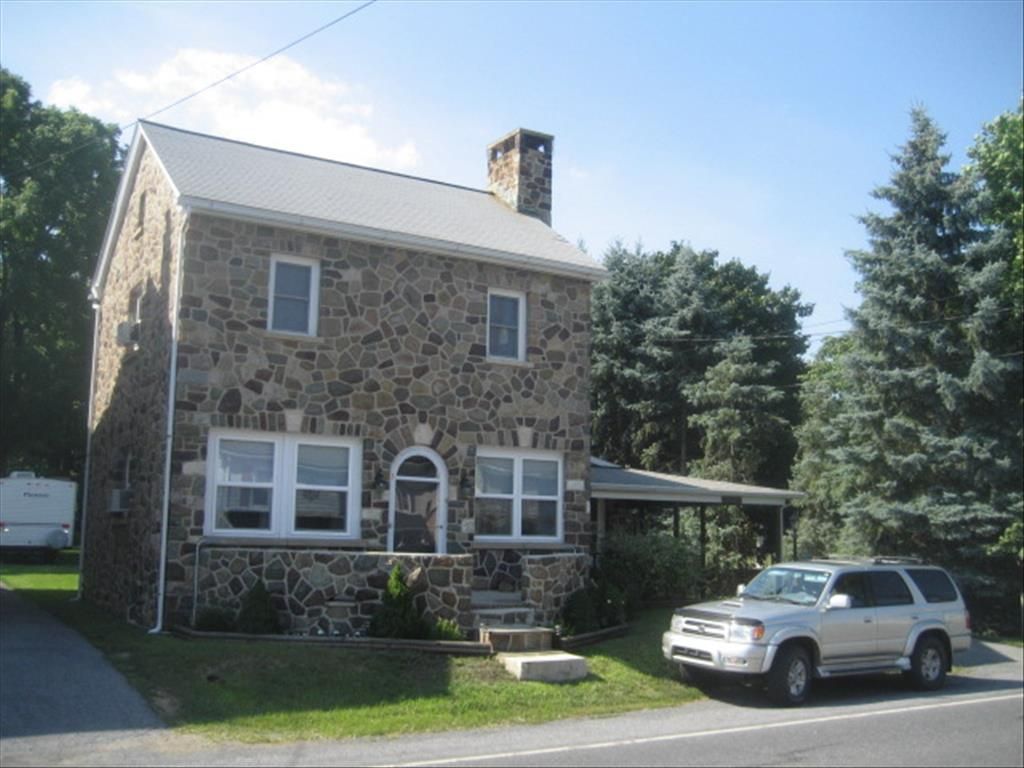 4602 W Mountain View Dr, Walnutport, PA 18088 | Trulia