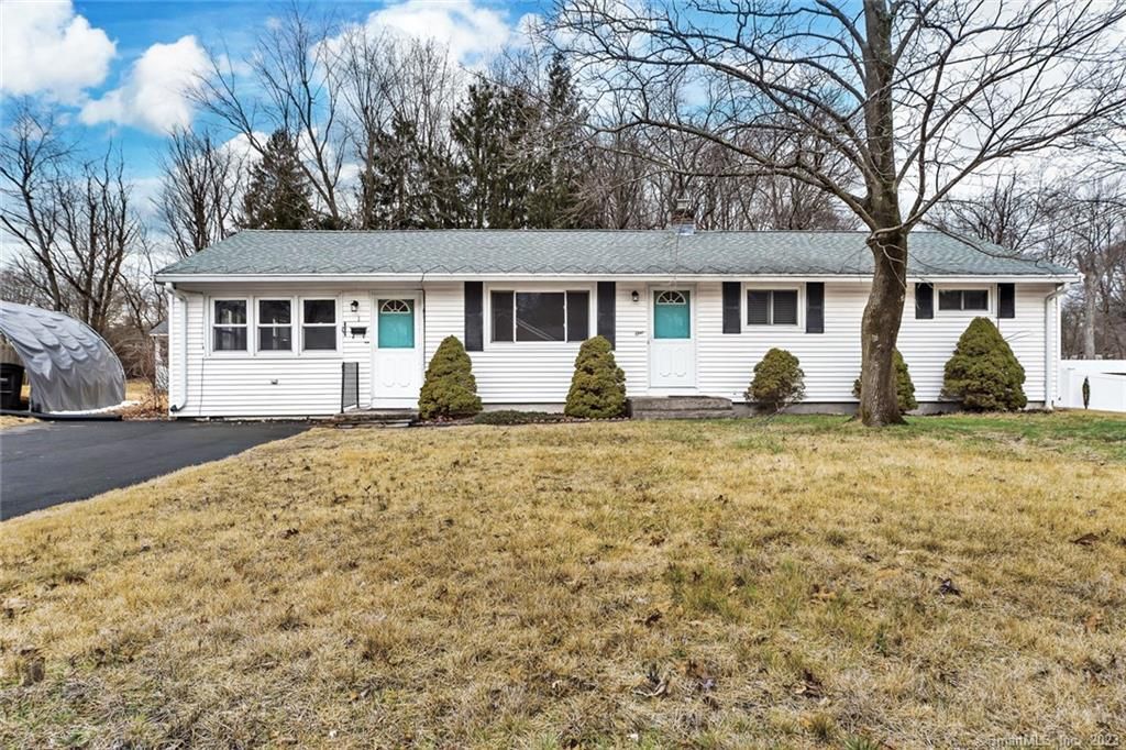 1 Joan Dr, Enfield, CT 06082 - See Est. Value, Schools & More