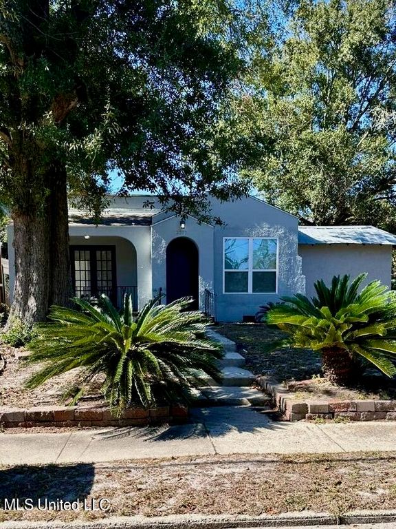 2217 Kelly Ave, Gulfport, MS 39501 - See Est. Value, Schools & More