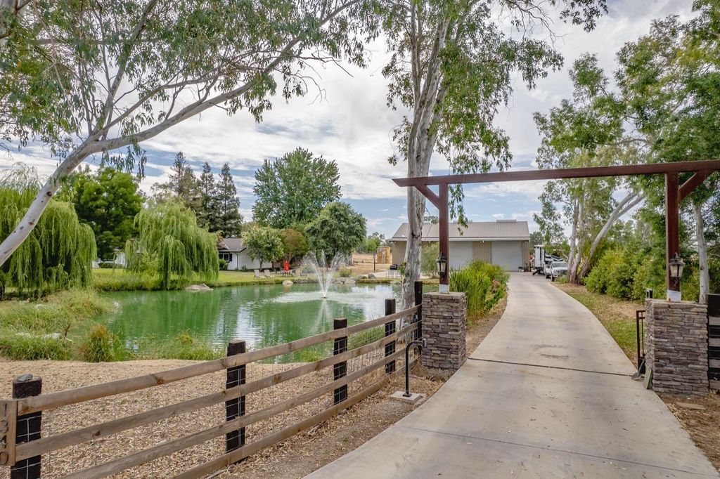 1340 G St, Rio Linda, CA 95673 - See Est. Value, Schools & More