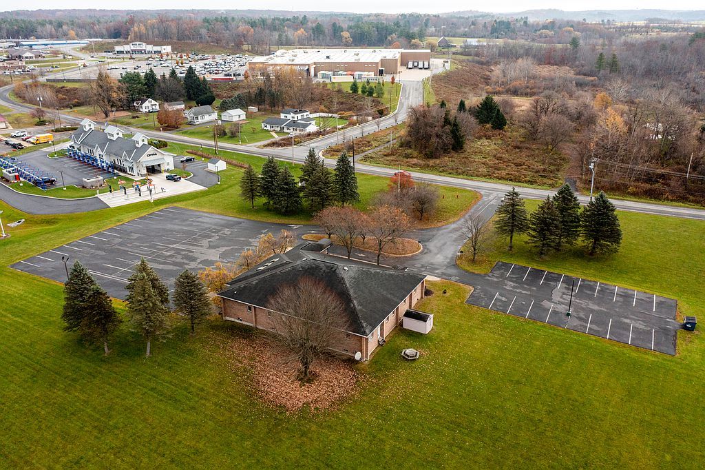 356 S Kingsboro Avenue Ext, Gloversville, NY 12078 - See Est. Value, Schools & More