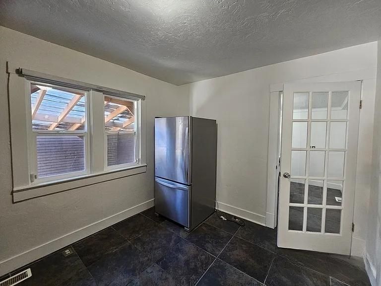 488 E Louise St #488, Long Beach, CA 90805 - See Est. Value, Schools & More