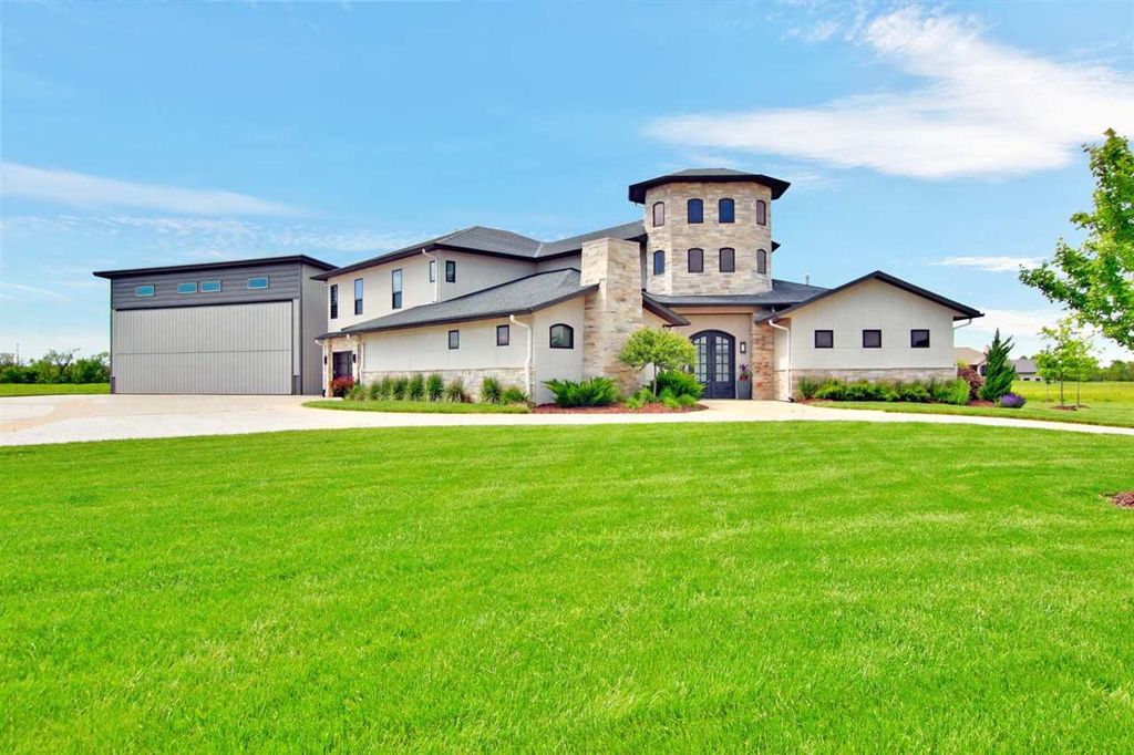 720 W Clyde Cessna Cir, Benton, KS 67017 - See Est. Value, Schools & More