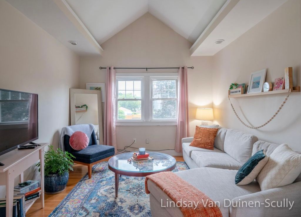 1058 Pulawski St SW #2, Grand Rapids, MI 49504 - See Est. Value ...