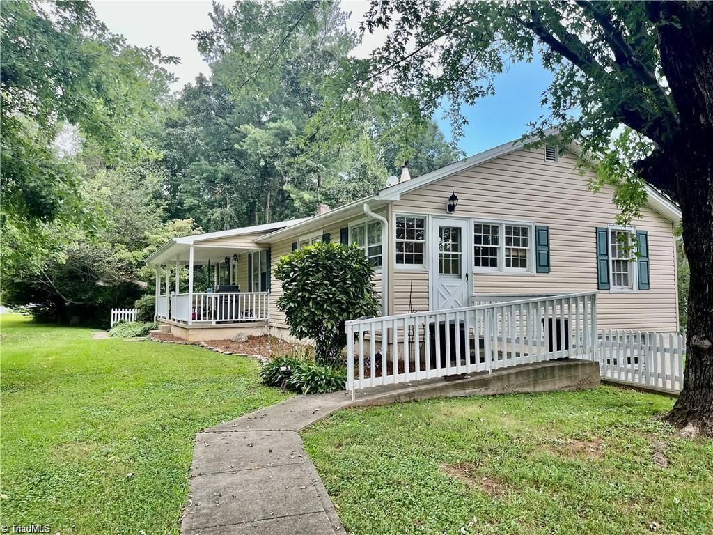 1501 Poplar Springs Rd, Elkin, NC 28621 - See Est. Value, Schools & More