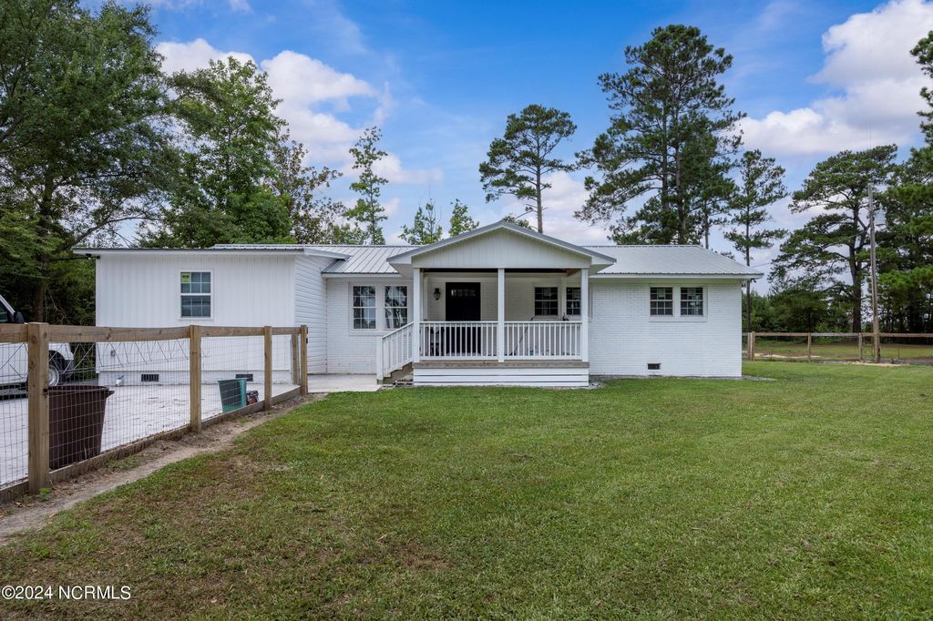 1281 Indian Hill Road, Ivanhoe, NC 28447 - See Est. Value, Schools & More