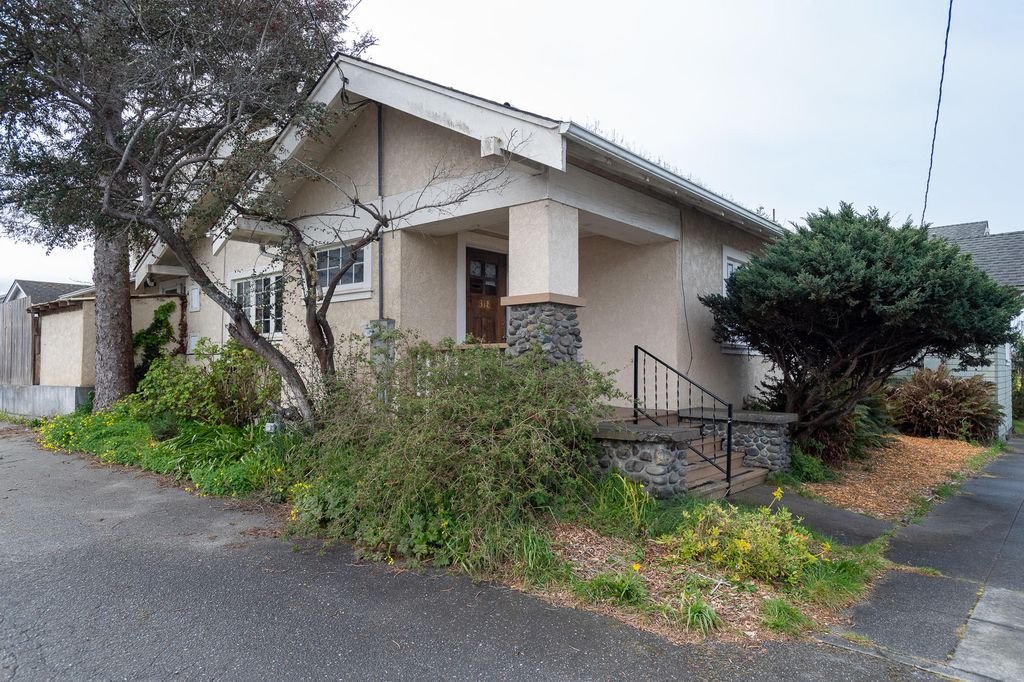 318 Harris St, Eureka, CA 95503 | Trulia