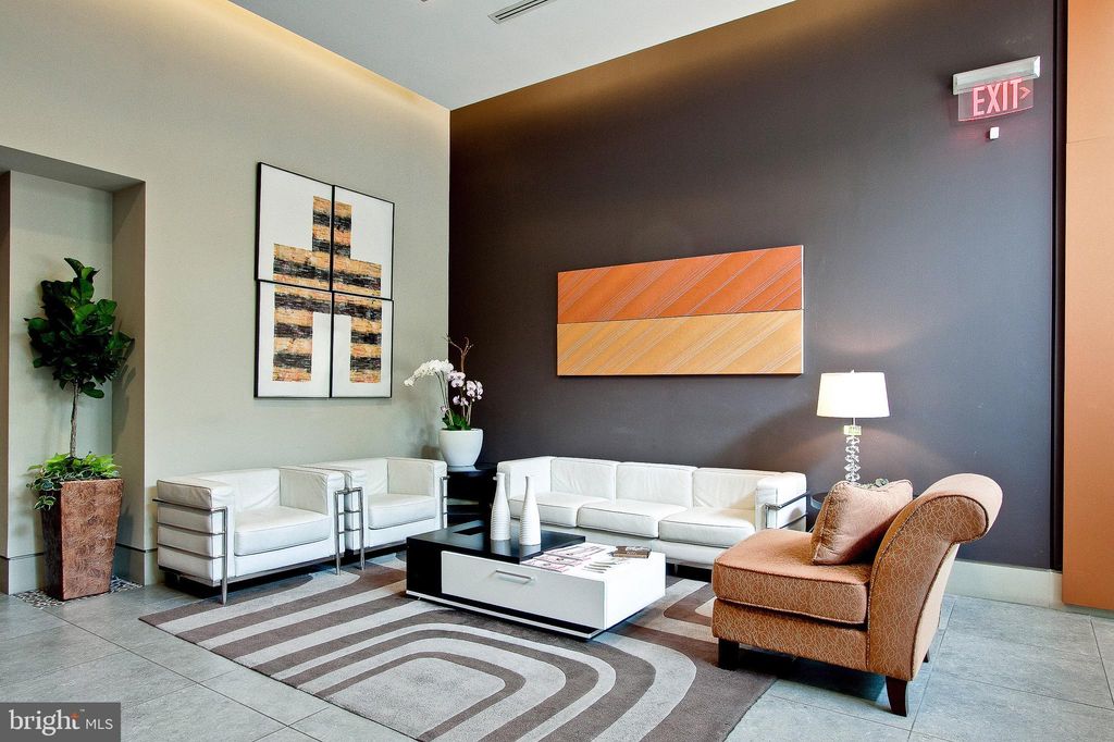 1101 Locust St #3F, Philadelphia, PA 19106 - See Est. Value, Schools & More