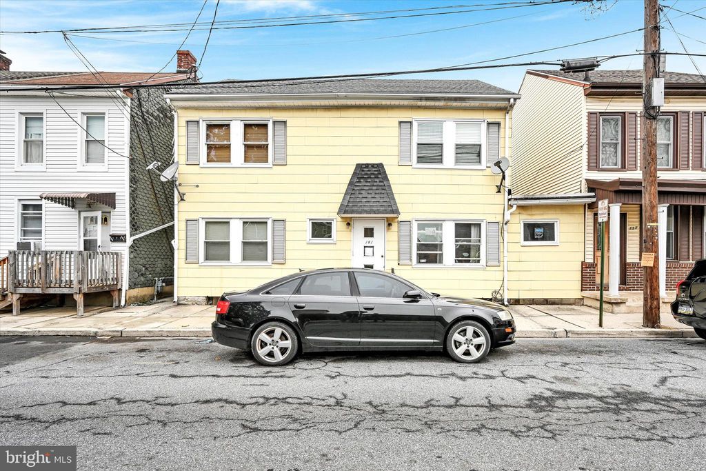 141 Mifflin St, Lebanon, PA 17046 - See Est. Value, Schools & More