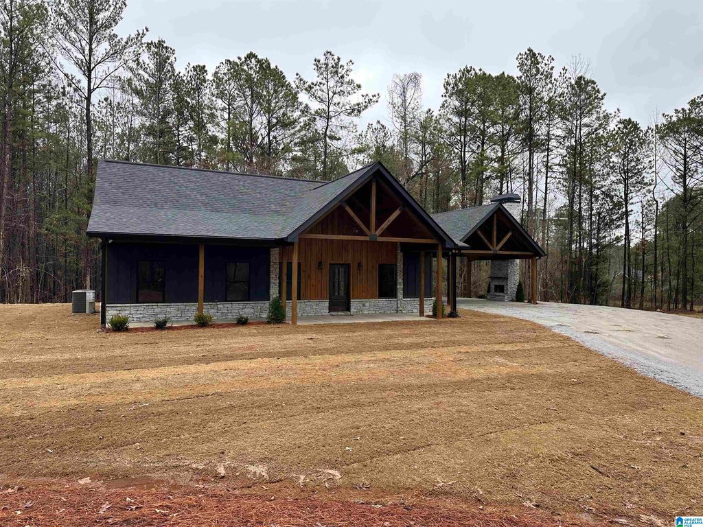 263 County Road 18, Roanoke, AL 36274 | MLS# 21438325 | Trulia
