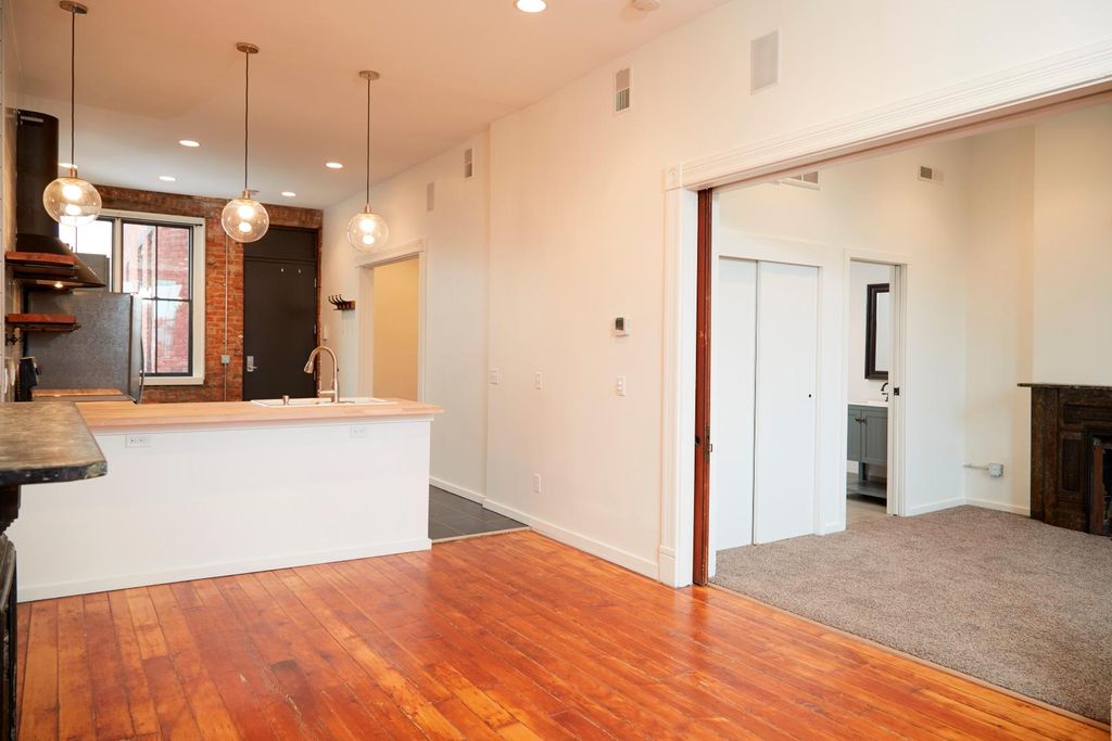 2609 Short Vine St #F, Cincinnati, OH 45219 - See Est. Value, Schools ...