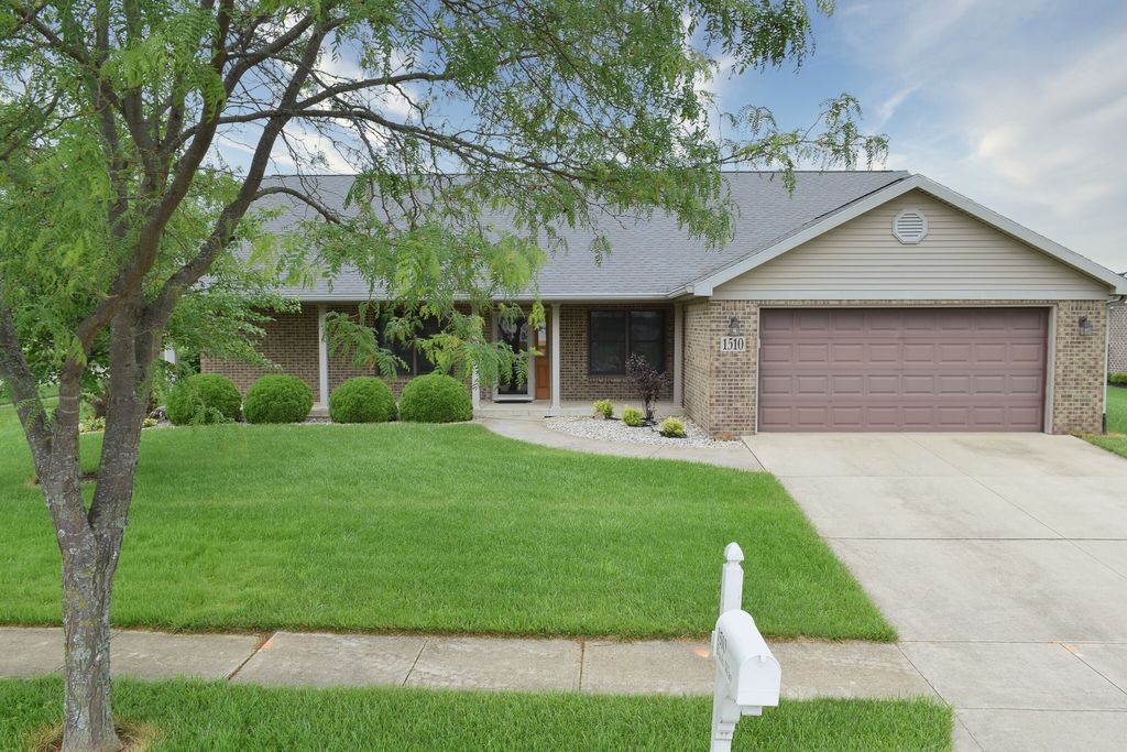 1510 Bush Way, Shelbyville, IN 46176 - See Est. Value, Schools & More