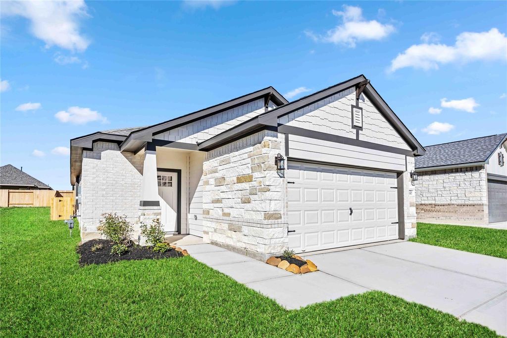 14749 S Ascot Bend Cir, Conroe, TX 77306 | MLS# 33123824 | Trulia