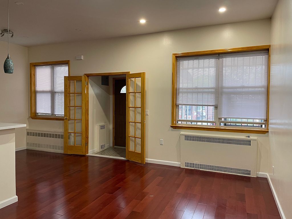 2370 E 17th St, Brooklyn, NY 11229 | Trulia