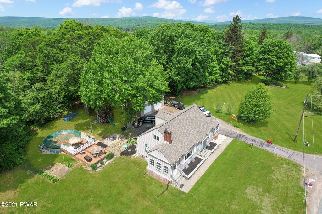 215 Maple Lake Rd, Spring Brook Township, PA 18444 | Trulia