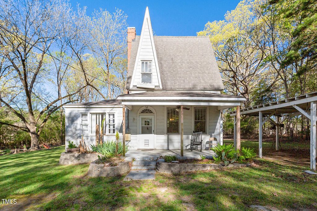 10809 Falls Of Neuse Rd, Raleigh, NC 27614 - See Est. Value, Schools & More