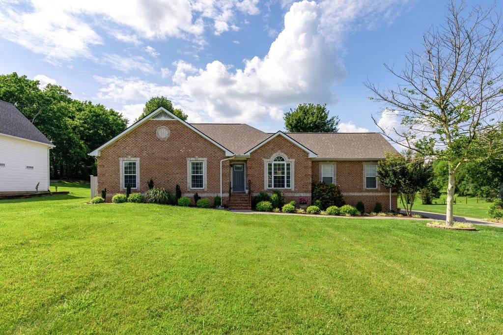 1006 Nature Trl, Castalian Springs, TN 37031 - See Est. Value, Schools ...