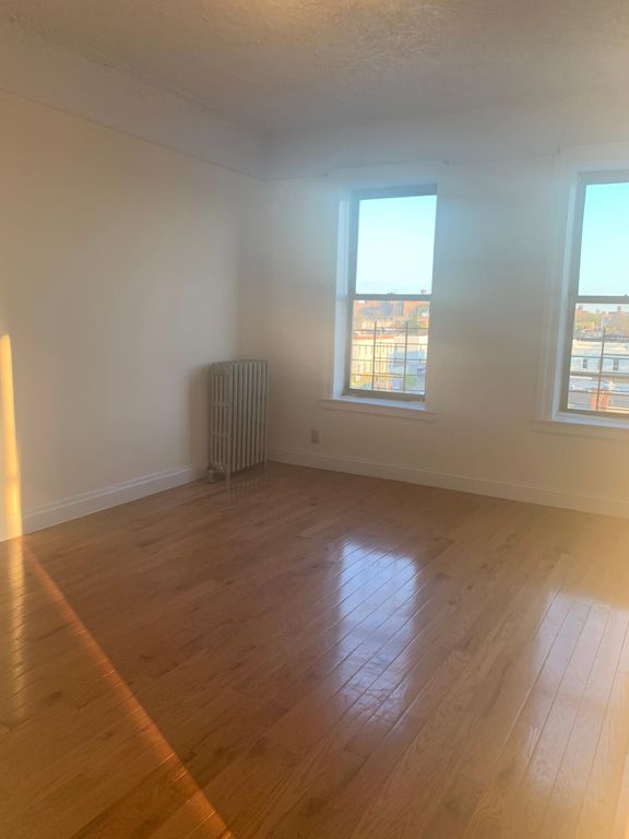 1816 White Plains Rd #5, Bronx, NY 10462 - See Est. Value, Schools & More