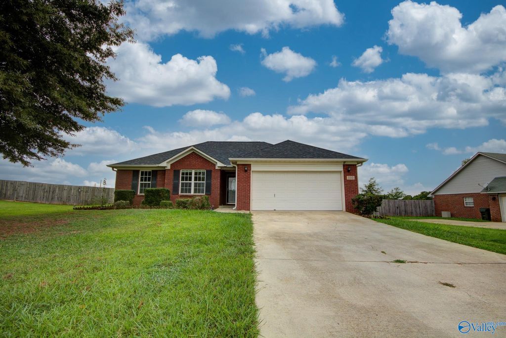 110 Raptor Ct, Huntsville, AL 35811 - See Est. Value, Schools & More