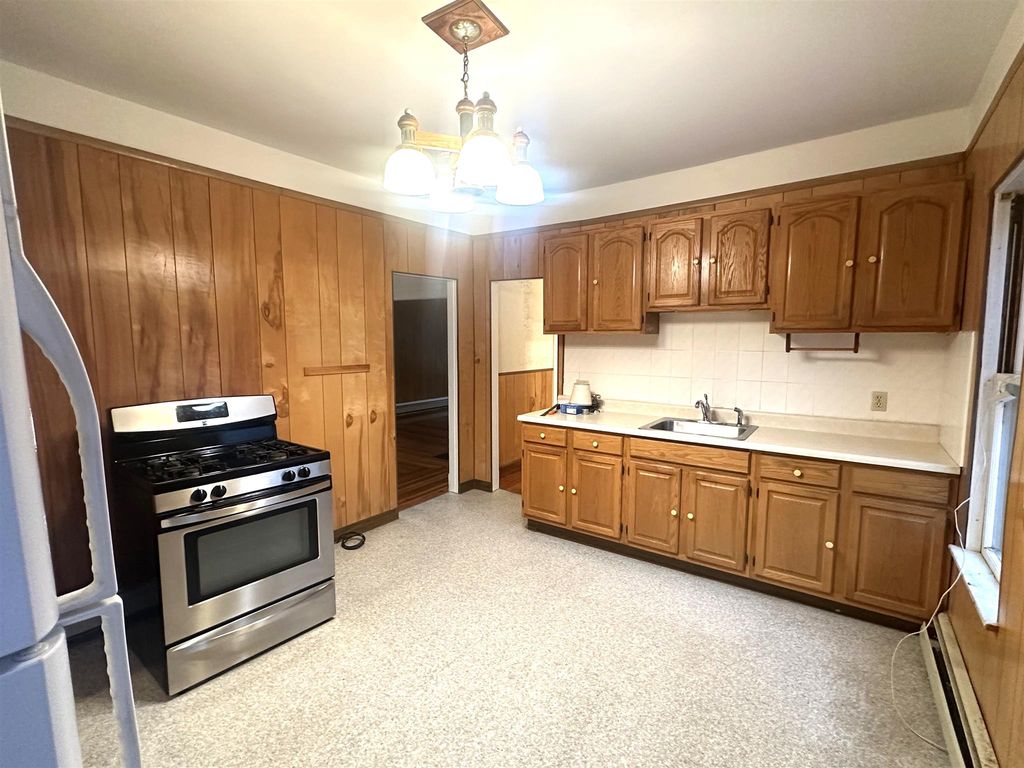 16 Holyoke Rd #1, Somerville, MA 02144 - See Est. Value, Schools & More