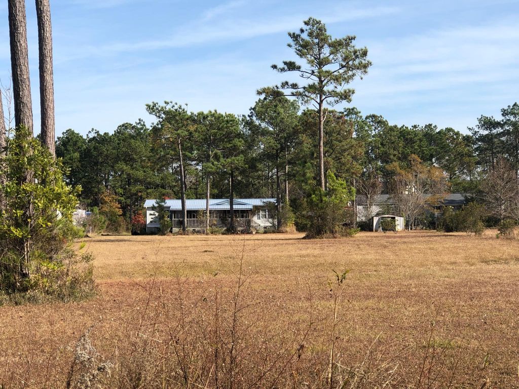 148 Dunn Rd, Sneads Ferry, NC 28460 - See Est. Value, Schools & More