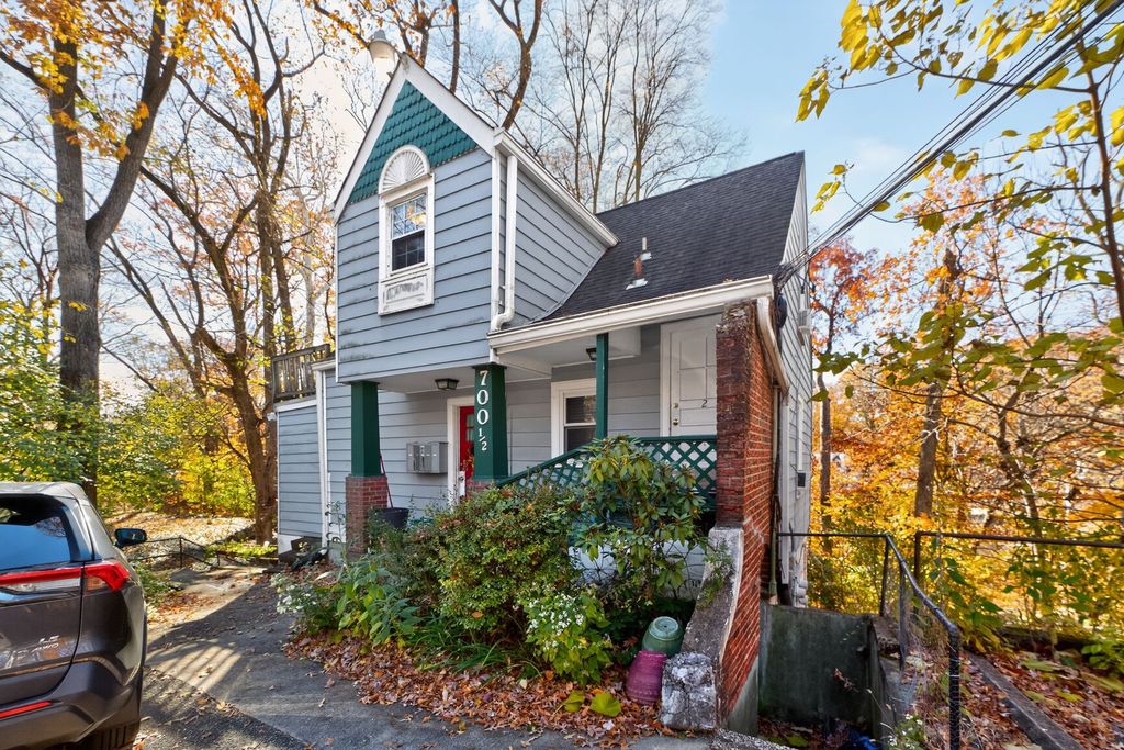 700 1/2 Chaney Dr #4, Takoma Park, MD 20912 | Trulia