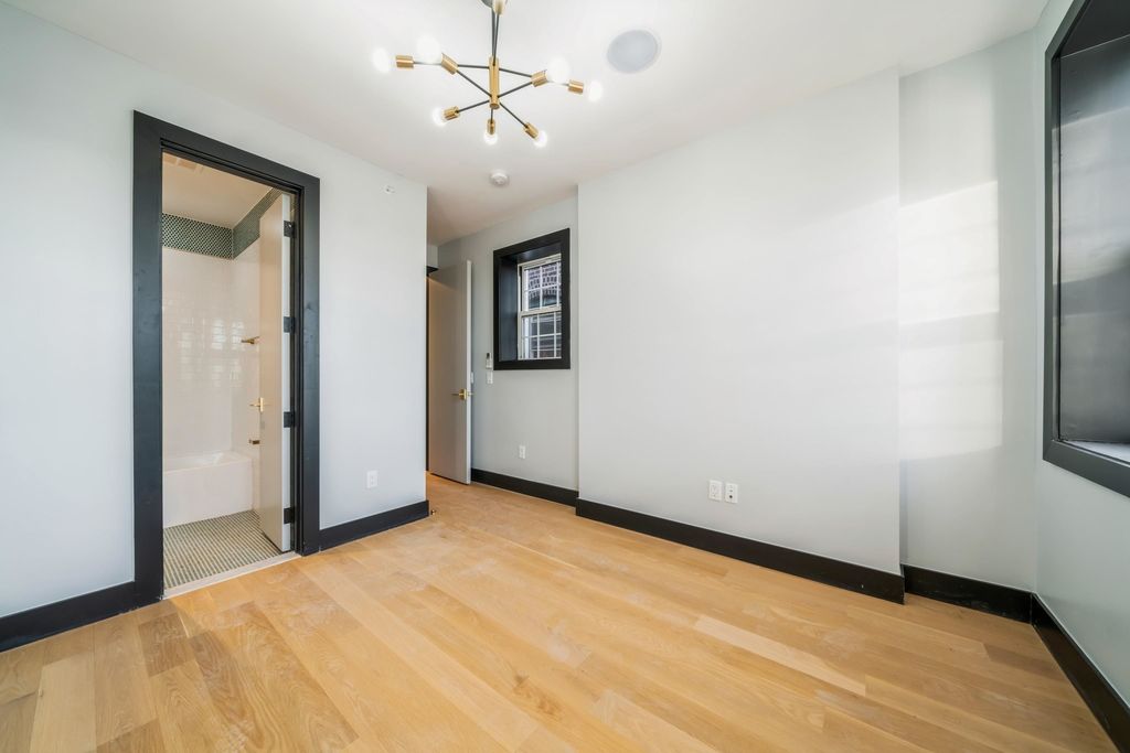 41 Van Wagenen Ave #7, Jersey City, NJ 07306 | MLS# 240002509 | Trulia
