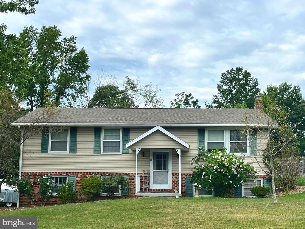 99 Jameslee Dr, Chambersburg, PA 17202 - See Est. Value, Schools & More