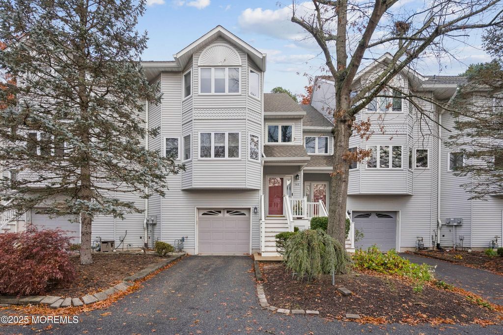 142 Orchid Court #1402, Toms River, NJ 08753 | MLS# 22534075 | Trulia