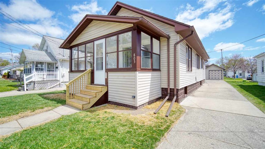 805 N Elm Ave, Jackson, MI 49202 - See Est. Value, Schools & More