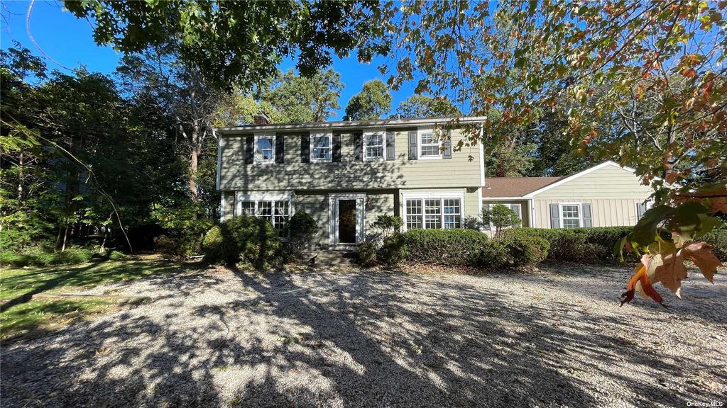 9 Campus Drive, East Setauket, NY 11733 | Trulia