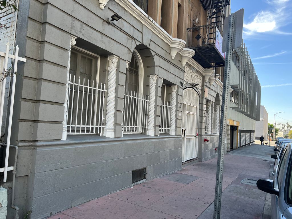 742 S Coronado St #514, Los Angeles, CA 90057 - See Est. Value, Schools ...