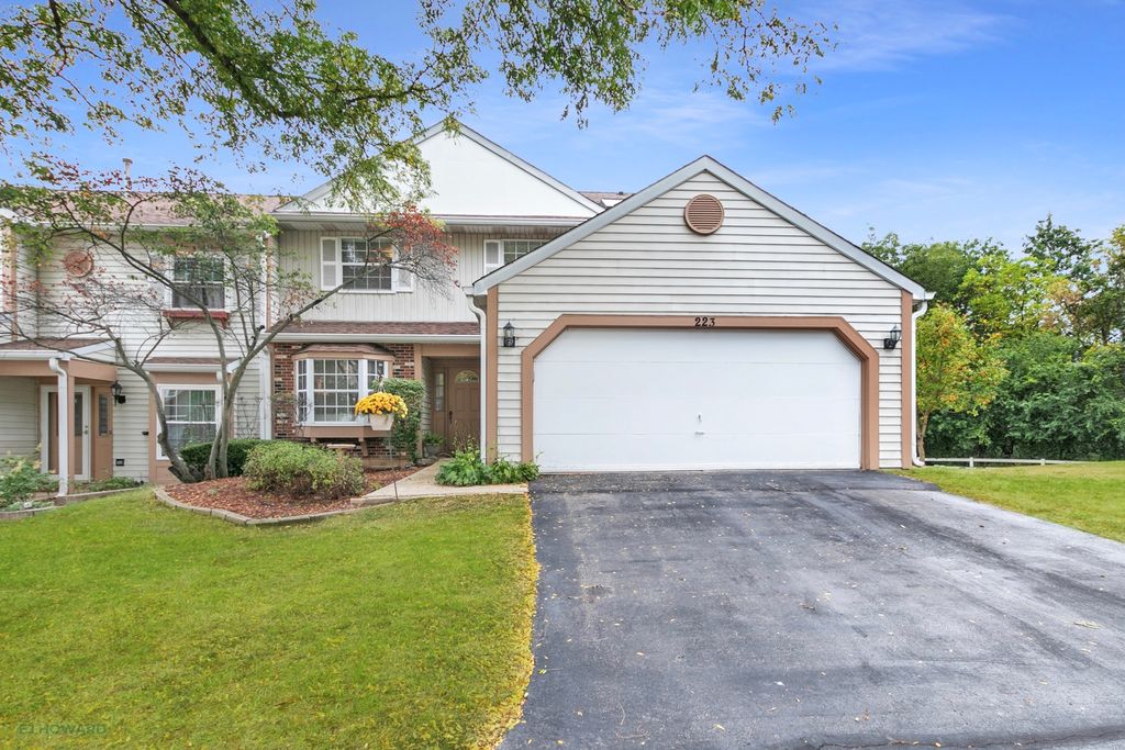 223 Ascot Ln, Streamwood, IL 60107 - See Est. Value, Schools & More