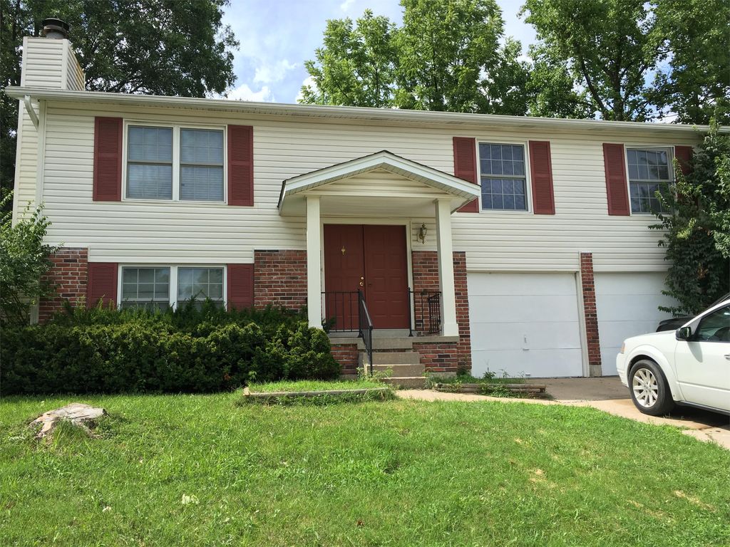 12835 Calamaide Ct, Maryland Heights, MO 63043 - See Est. Value ...