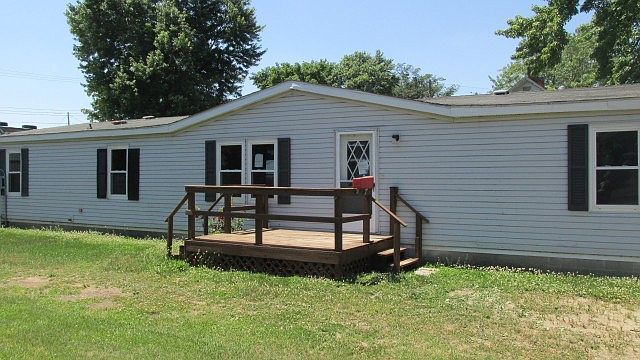2212 Bingham St, Ubly, MI 48475 - See Est. Value, Schools & More