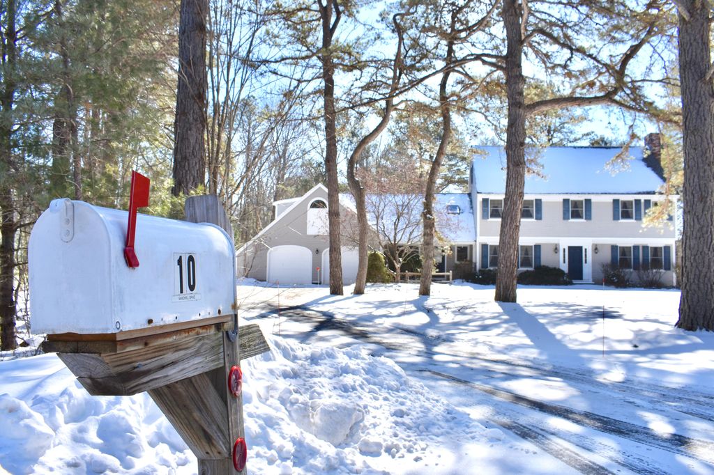 10 Sandhill Drive, Brunswick, ME 04011 - See Est. Value, Schools & More