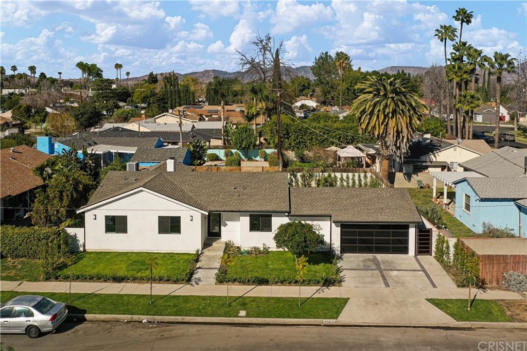 13611 Hamlin St, Van Nuys, CA 91401 - See Est. Value, Schools & More