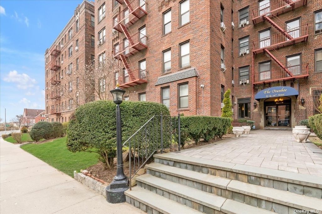 83-84 116th Street UNIT 2C, Queens, NY 11418 | Trulia