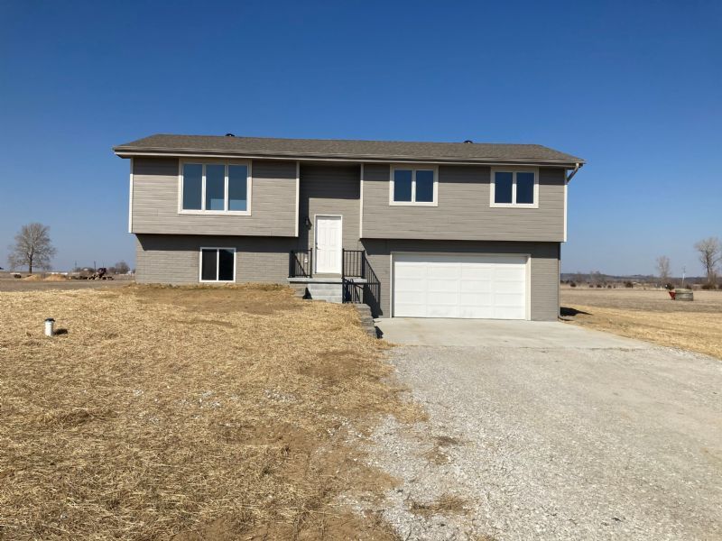 19876 Mayfield Cir, Pacific Junction, IA 51561 | Trulia