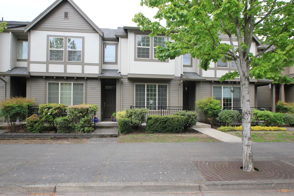 12039 SW Horizon Blvd, Beaverton, OR 97007 - See Est. Value, Schools & More