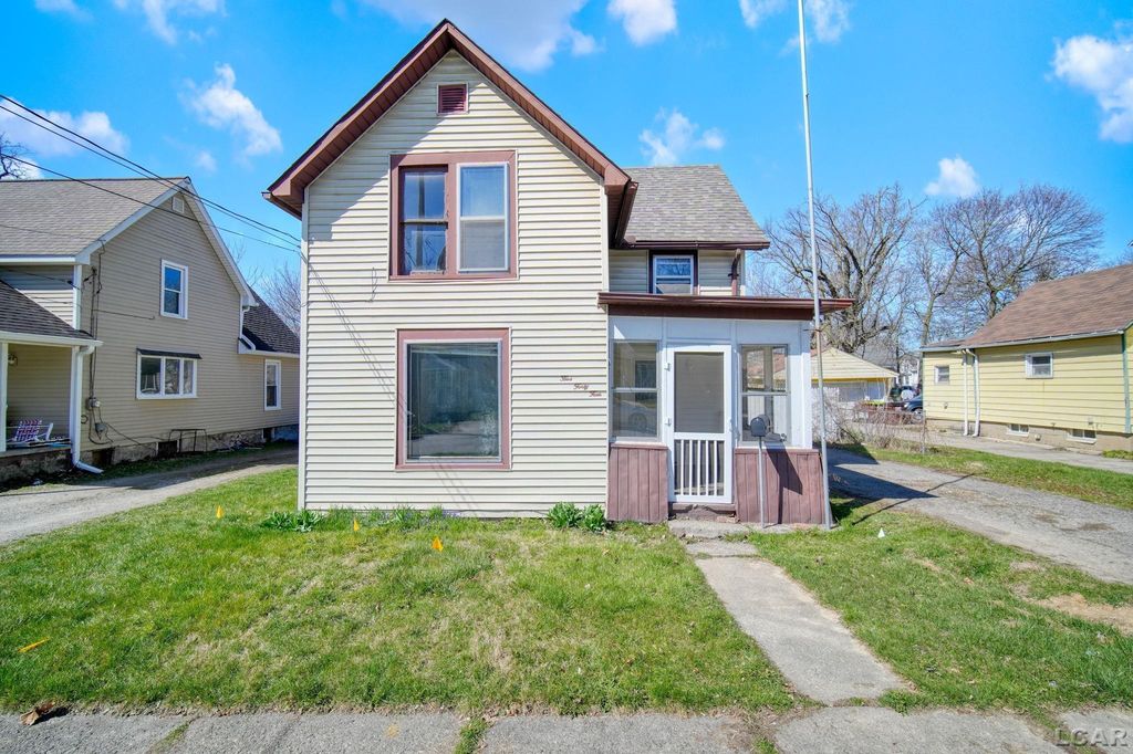 544 Tabor St, Adrian, MI 49221 - See Est. Value, Schools & More
